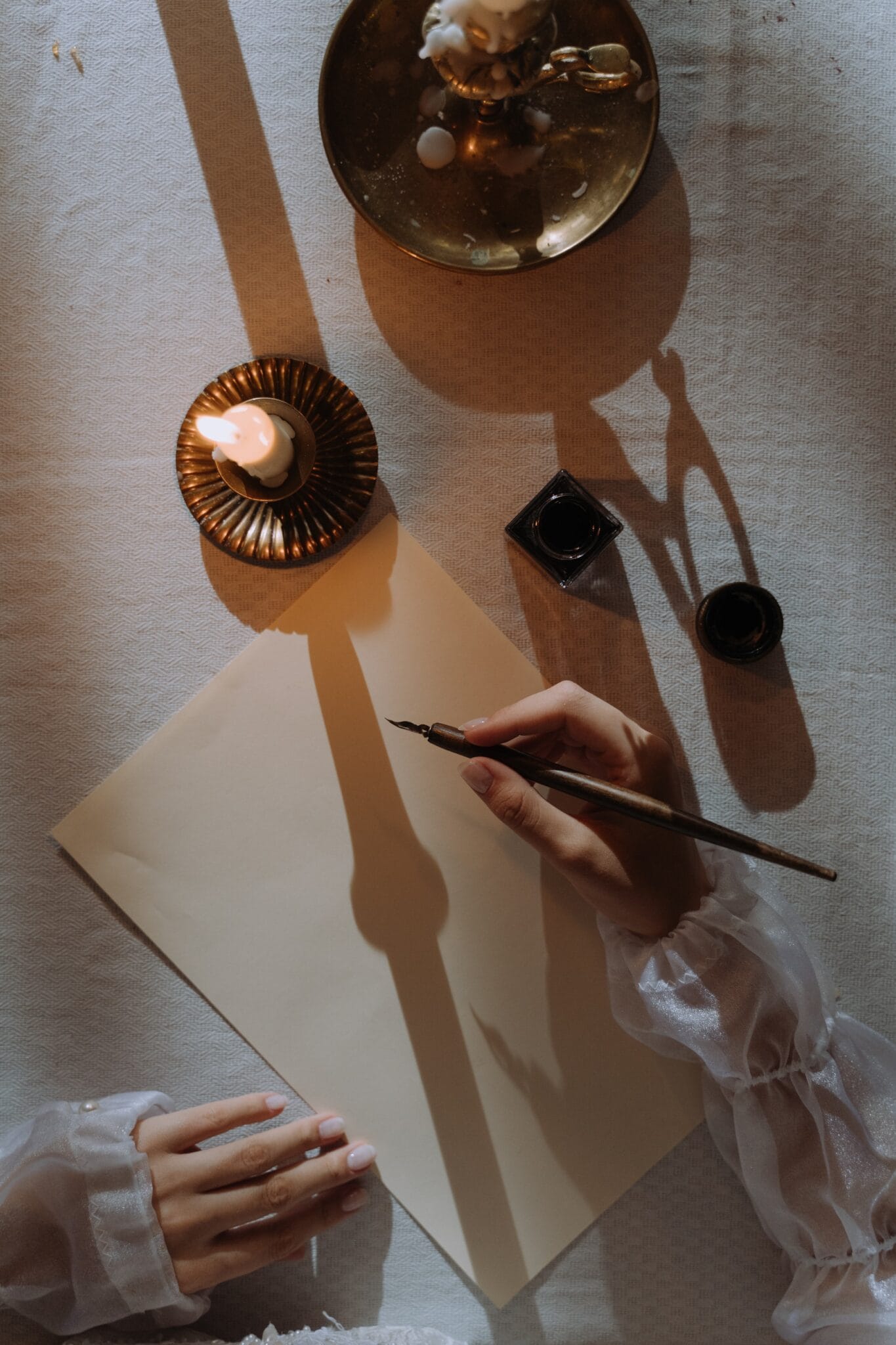 How To Write Romantic Long Distance Love Letters: Tips And Examples ...